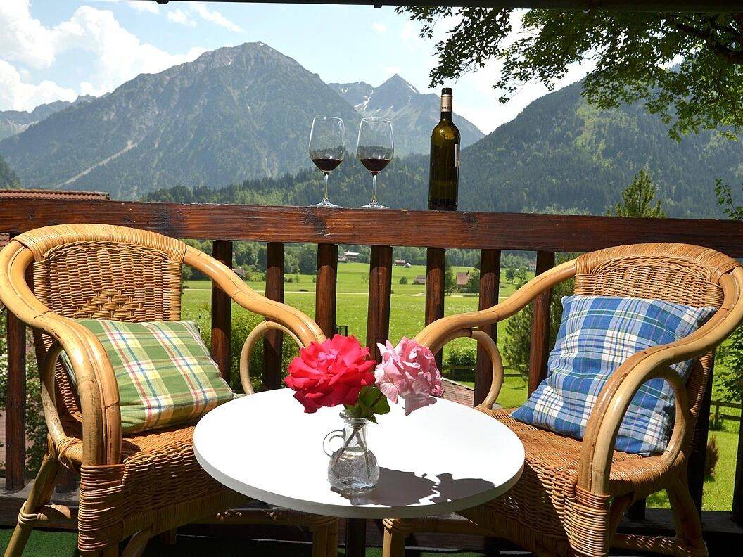 72 M² Apartment ∙ 2 Bedrooms ∙ 4 Guests - Bad Hindelang