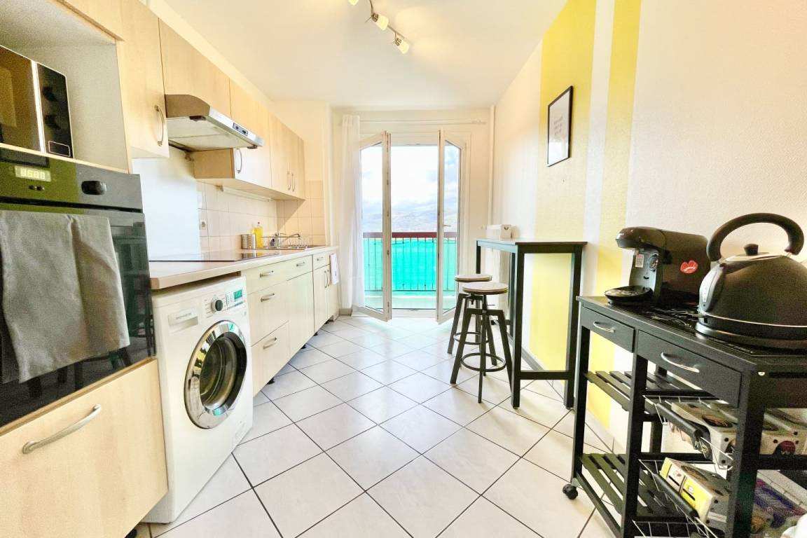 99 M² Apartment ∙ 3 Bedrooms ∙ 8 Guests - Colmar