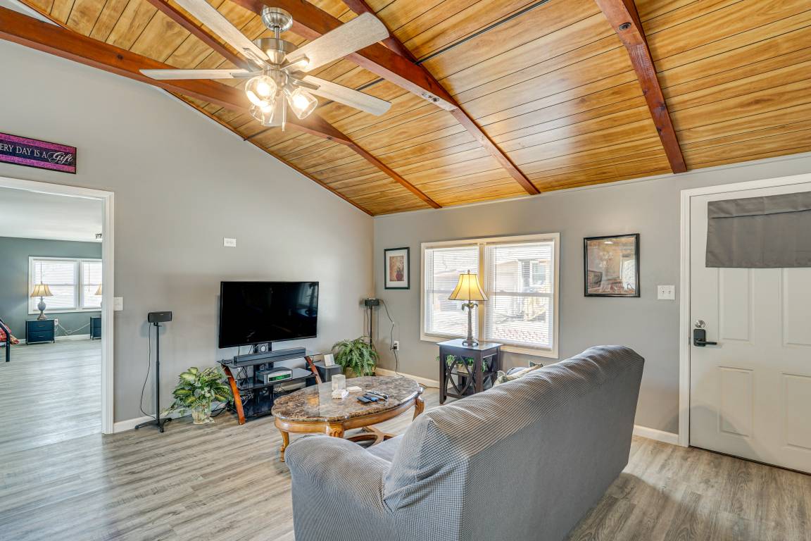 111 M² House ∙ 3 Bedrooms ∙ 11 Guests - Truman Reservoir, MO