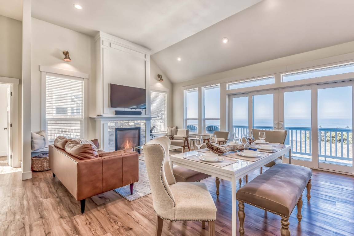 201 M² House ∙ 3 Bedrooms ∙ 8 Guests - Lincoln City, OR