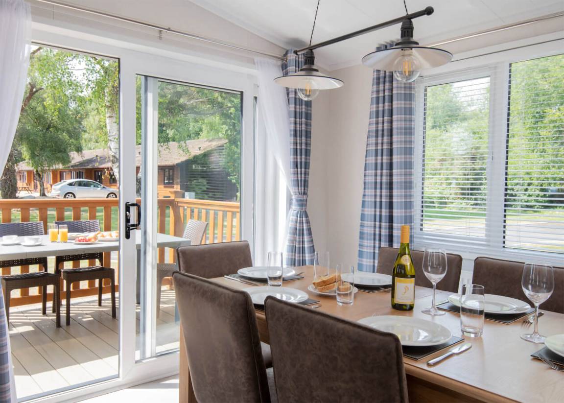 Chalet ∙ 4 Bedrooms ∙ 8 Guests - Skegness