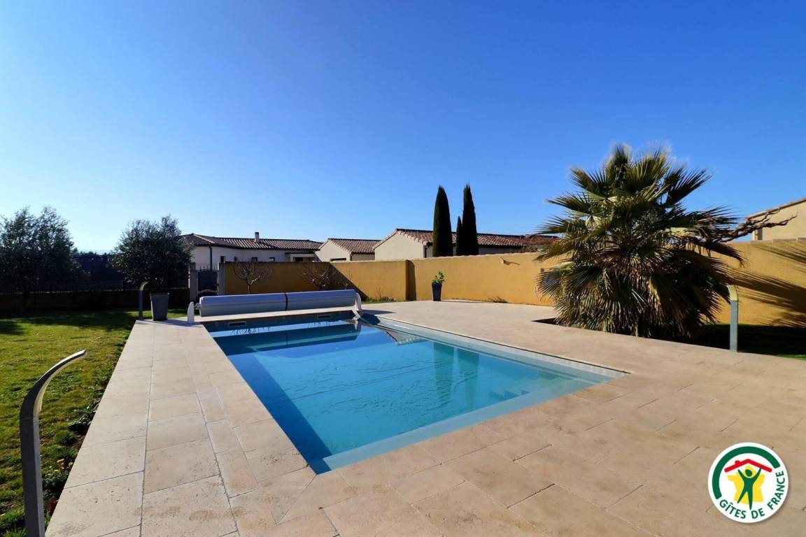 40 M² Gîte ∙ 1 Chambre ∙ 2 Personnes - Valréas