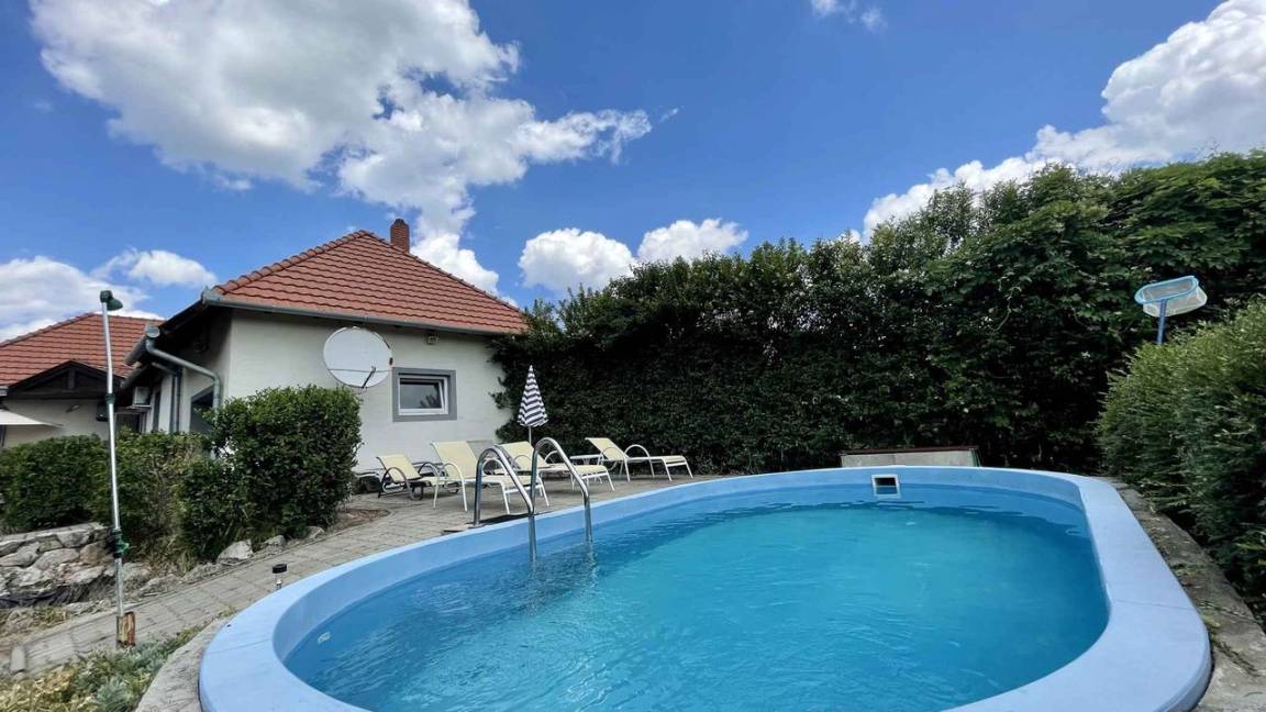 60 M² Ferienwohnung ∙ 2 Schlafzimmer ∙ 4 Gäste - Keszthely