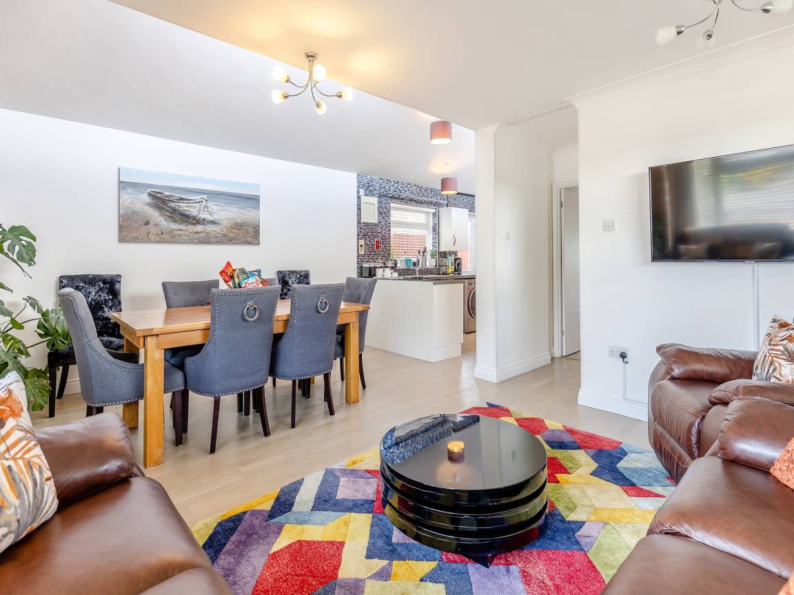 Cottage ∙ 3 Bedrooms ∙ 6 Guests - Westgate-on-Sea
