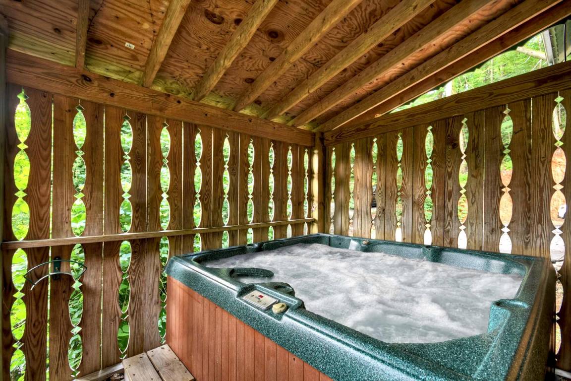 House ∙ 2 Bedrooms ∙ 6 Guests - Helen, GA