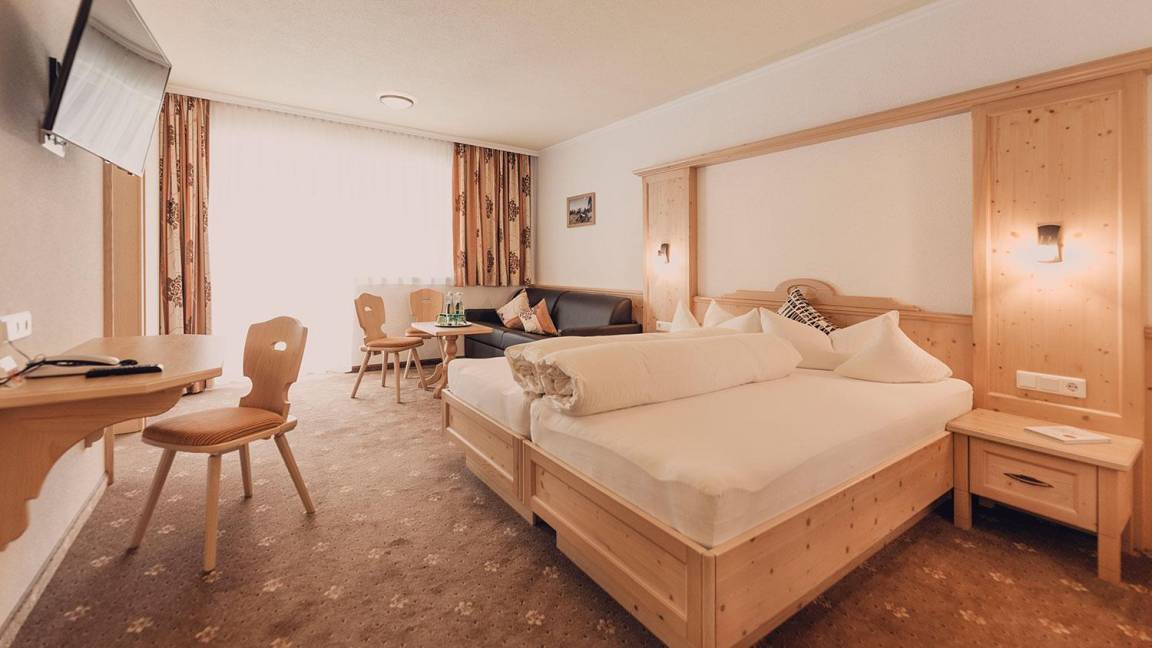 30 M² Hôtel ∙ 1 Chambre ∙ 4 Personnes - Ischgl