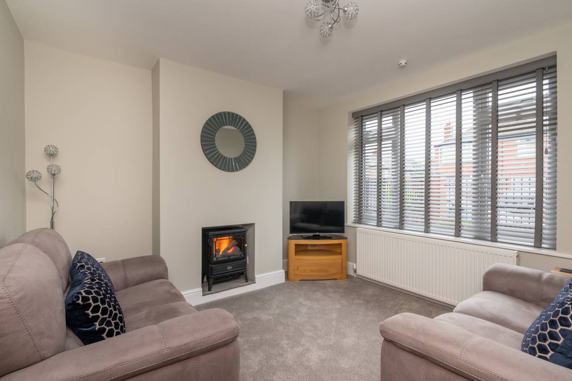 74 M² House ∙ 2 Bedrooms ∙ 4 Guests - York