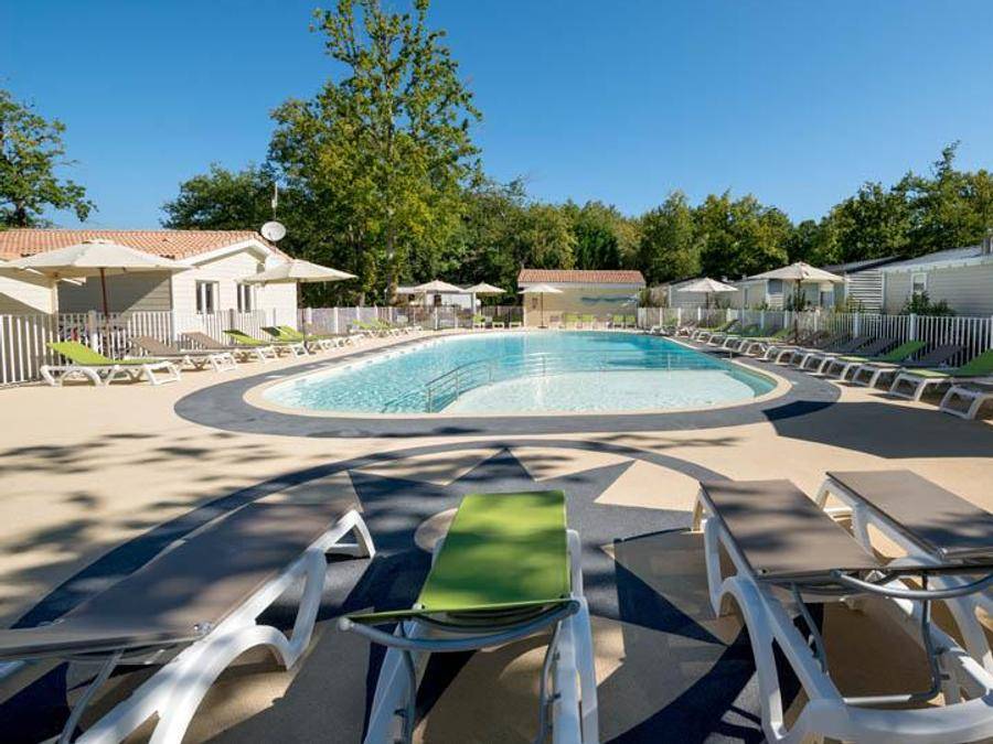 16 M² Bungalow ∙ 1 Habitación ∙ 2 Huéspedes - Royan