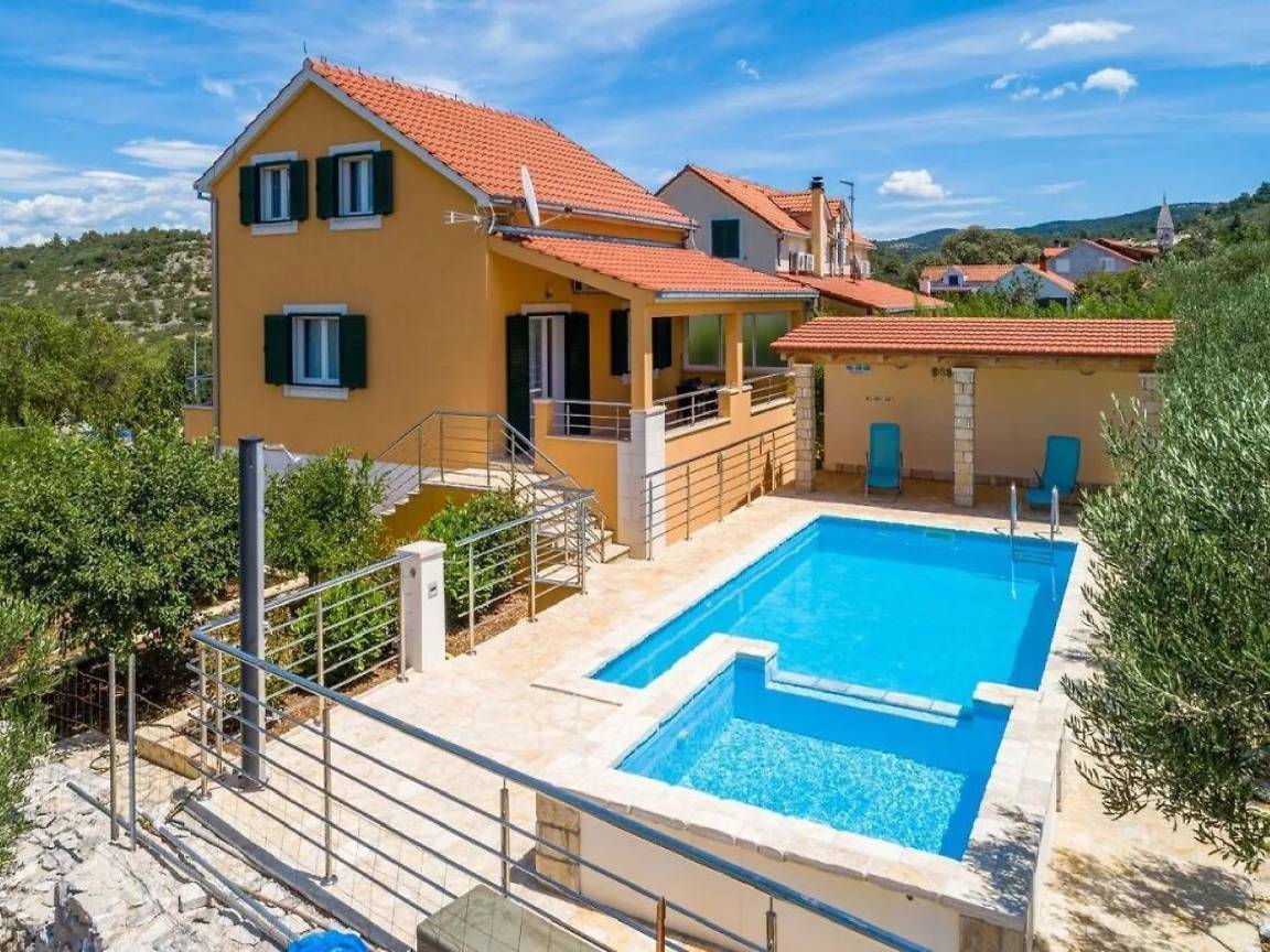 180 M² Villa ∙ 5 Camere Da Letto ∙ 9 Ospiti - San Pietro della Brazza