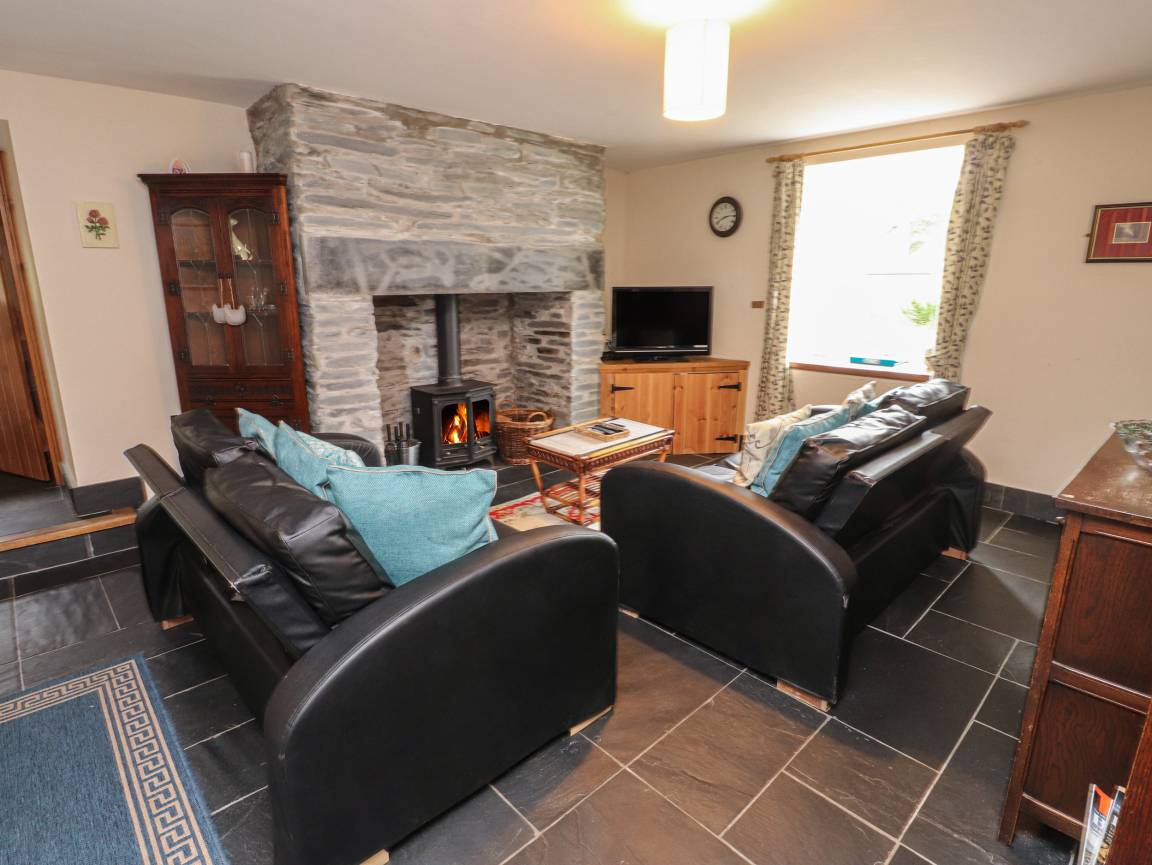 Cottage ∙ 3 Bedrooms ∙ 6 Guests - Penrhyndeudraeth