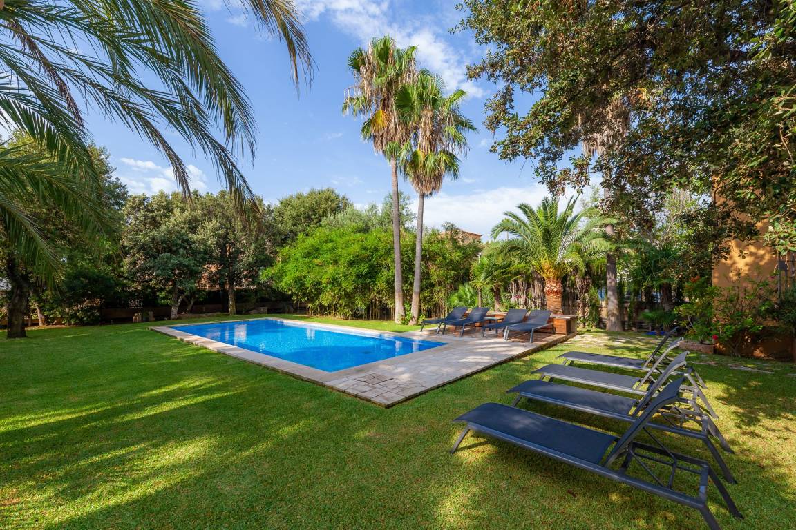 360 M² Villa ∙ 4 Bedrooms ∙ 8 Guests - Cala Bona