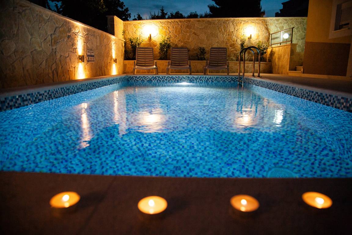 76 M² Apartment ∙ 3 Bedrooms ∙ 6 Guests - Primošten