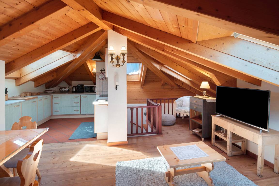 90 M² Apartment ∙ 2 Bedrooms ∙ 5 Guests - Tesero