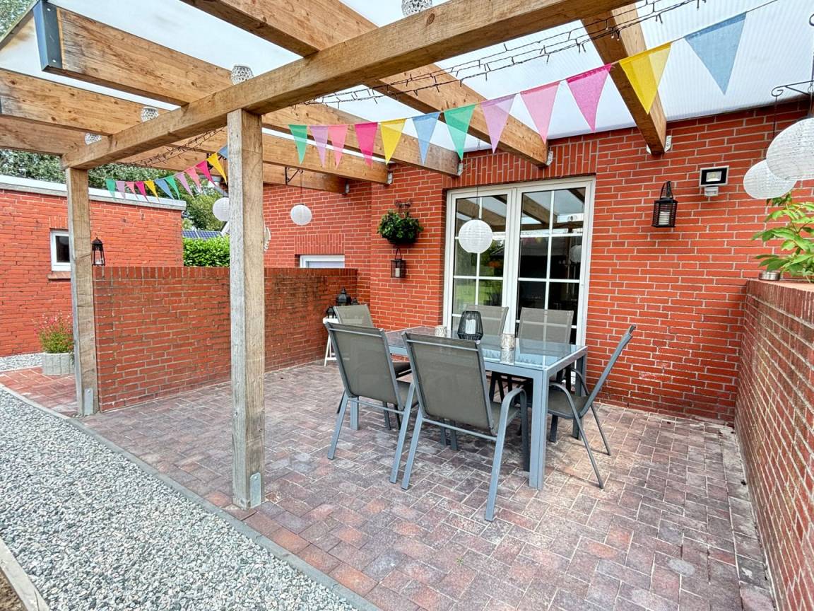 115 M² Ferienhaus ∙ 3 Schlafzimmer ∙ 6 Gäste - Emden