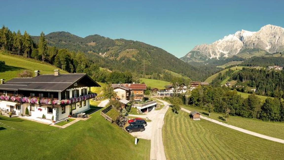 68 M² Ferienwohnung ∙ 2 Schlafzimmer ∙ 5 Gäste - Goldegg