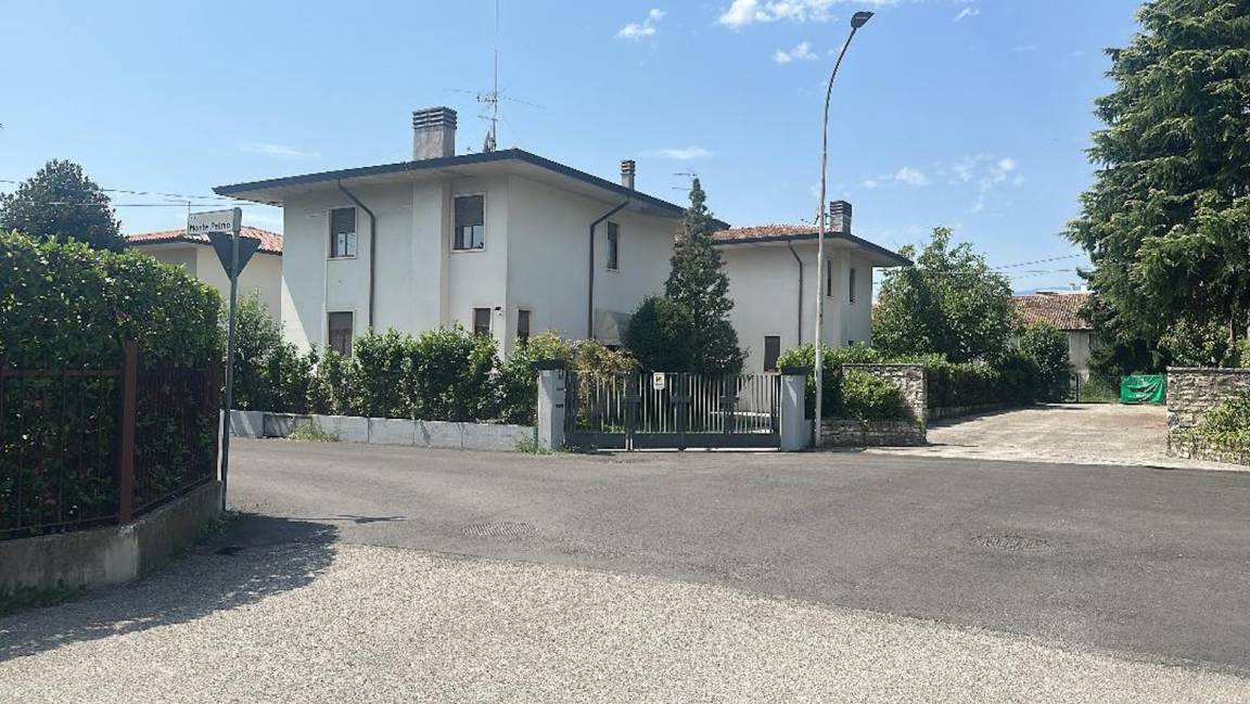 240 M² Ferienhaus ∙ 3 Schlafzimmer ∙ 3 Gäste - Veneto