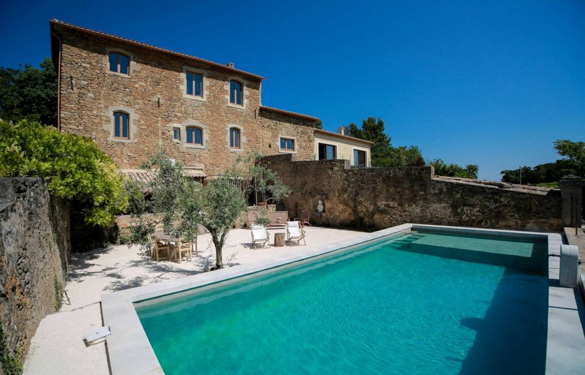 Camping ∙ 1 Chambre ∙ 4 Personnes - Pont-Saint-Esprit