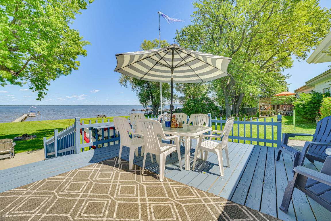 119 M² Cottage ∙ 3 Bedrooms ∙ 7 Guests - Houghton Lake, MI