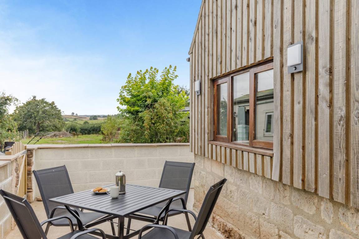 Cottage ∙ 2 Bedrooms ∙ 4 Guests - Alton