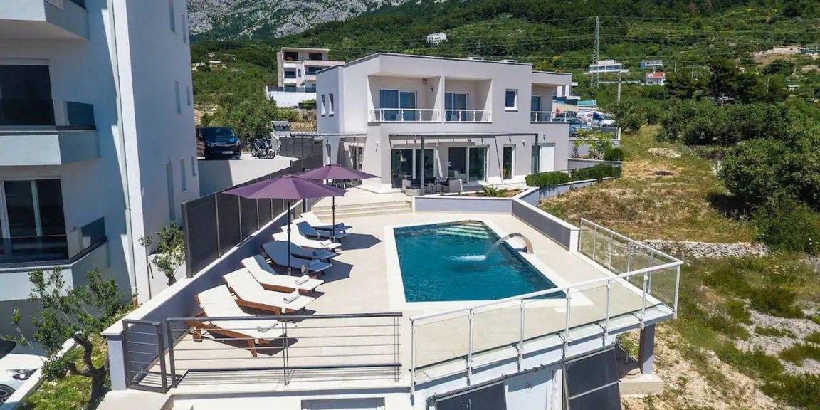 150 M² House ∙ 4 Bedrooms ∙ 8 Guests - Makarska