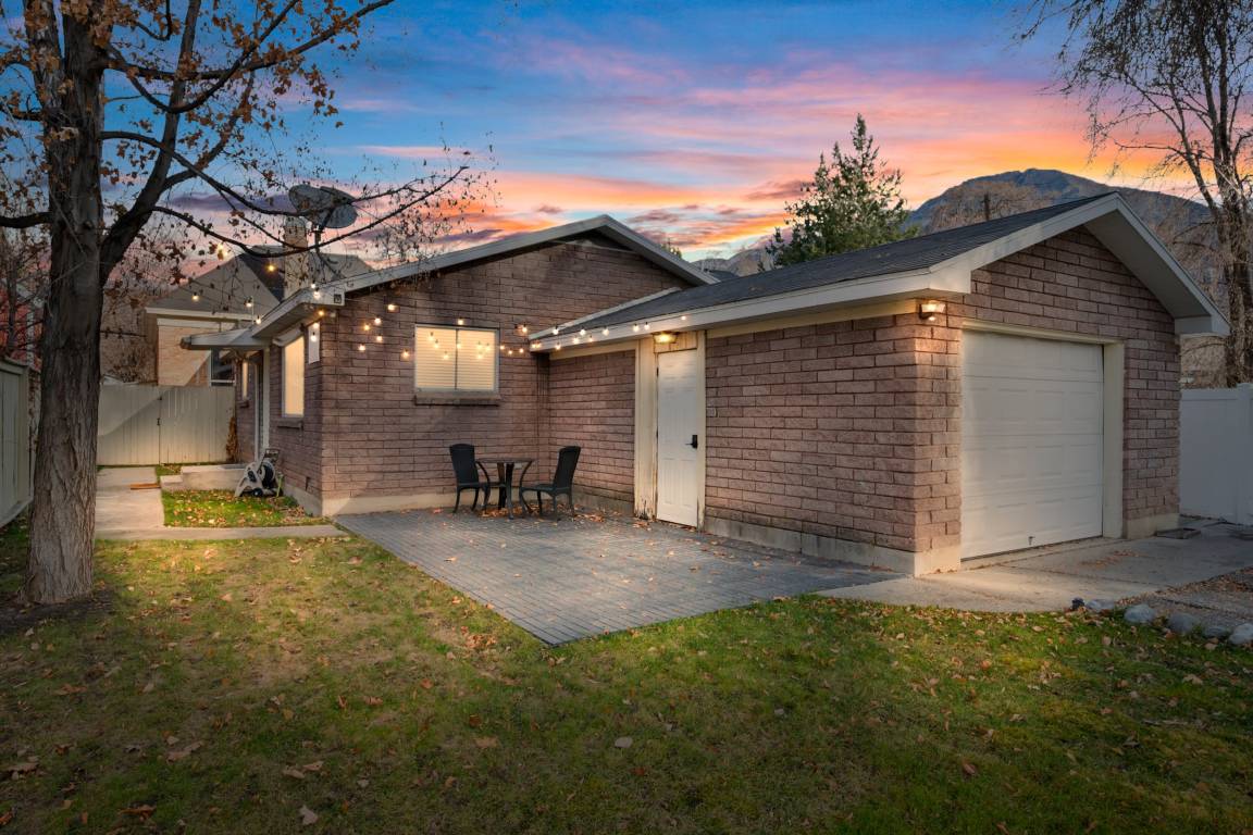 84 M² House ∙ 2 Bedrooms ∙ 6 Guests - Provo, UT