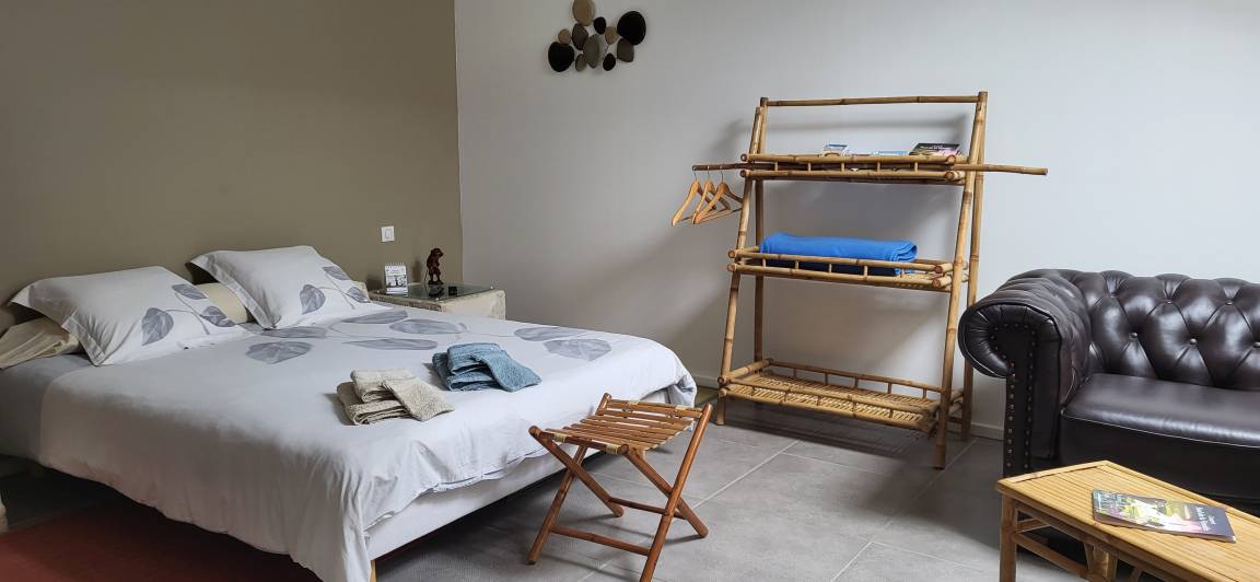 35 M² Chambre D'hôtes ∙ 1 Chambre ∙ 2 Personnes - Fontenay-le-Comte