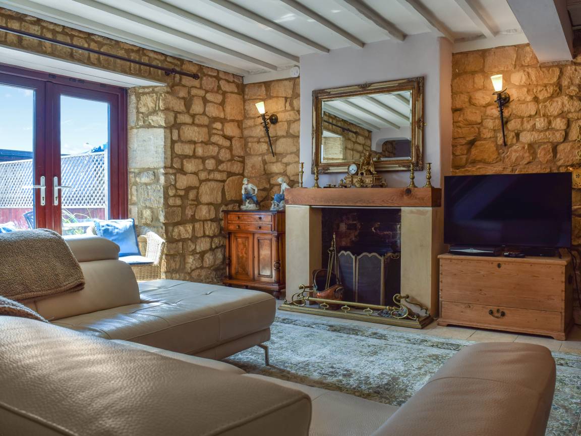 Cottage ∙ 3 Bedrooms ∙ 6 Guests - Bourton-on-the-Water