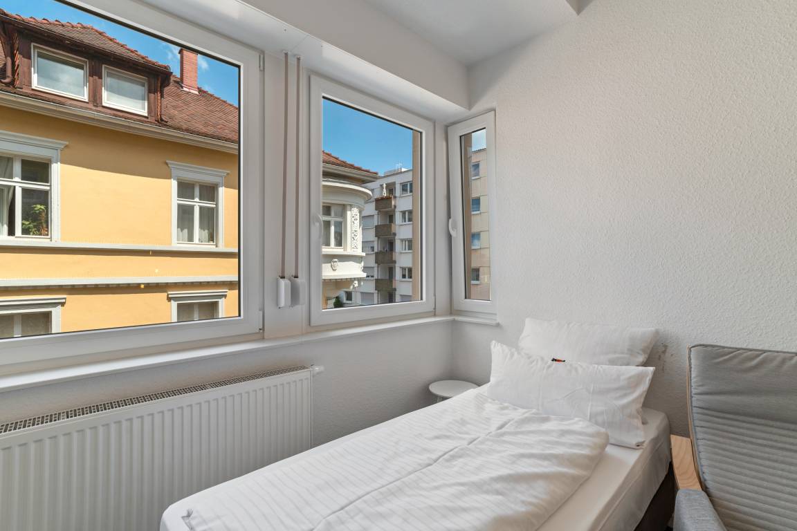 90 M² Apartament ∙ 3 Sypialnie ∙ 6 Gości - Pforzheim