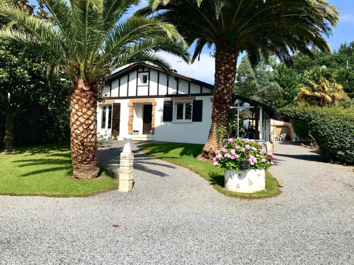 210 M² Villa ∙ 3 Habitaciones ∙ 7 Huéspedes - Ascain