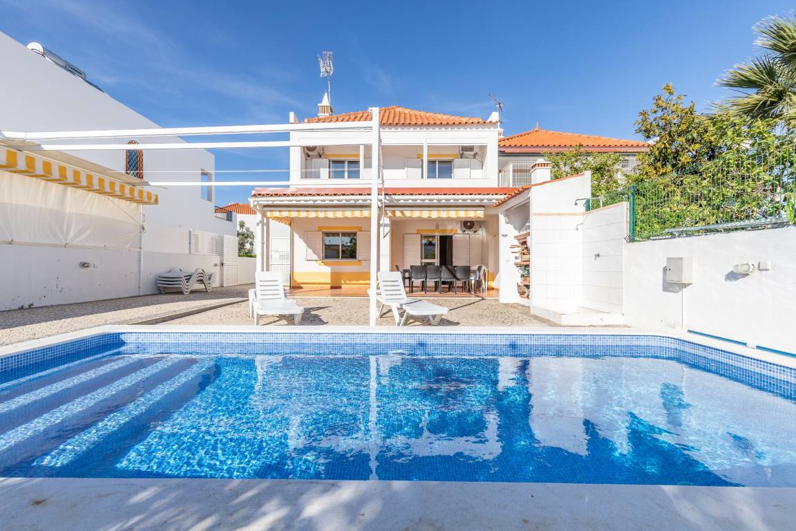 100 M² Ferienhaus ∙ 4 Schlafzimmer ∙ 10 Gäste - Monte Gordo