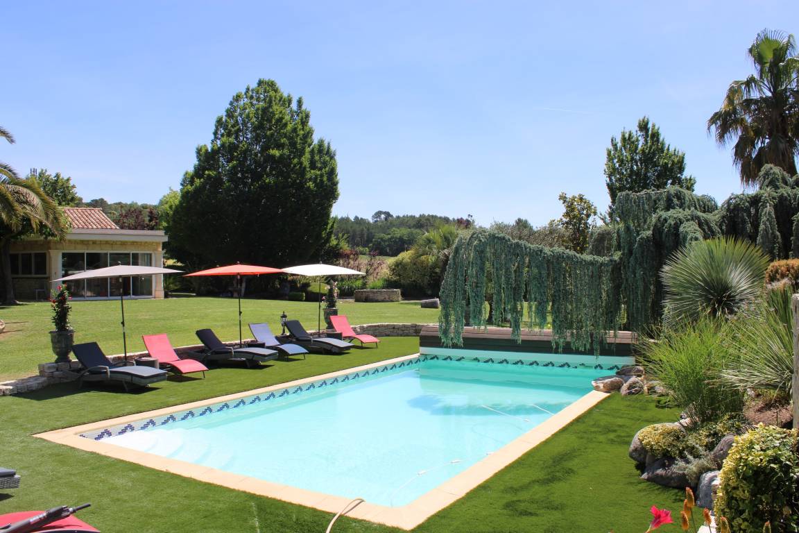 250 M² Villa ∙ 6 Slaapkamers ∙ 16 Gasten - Anduze