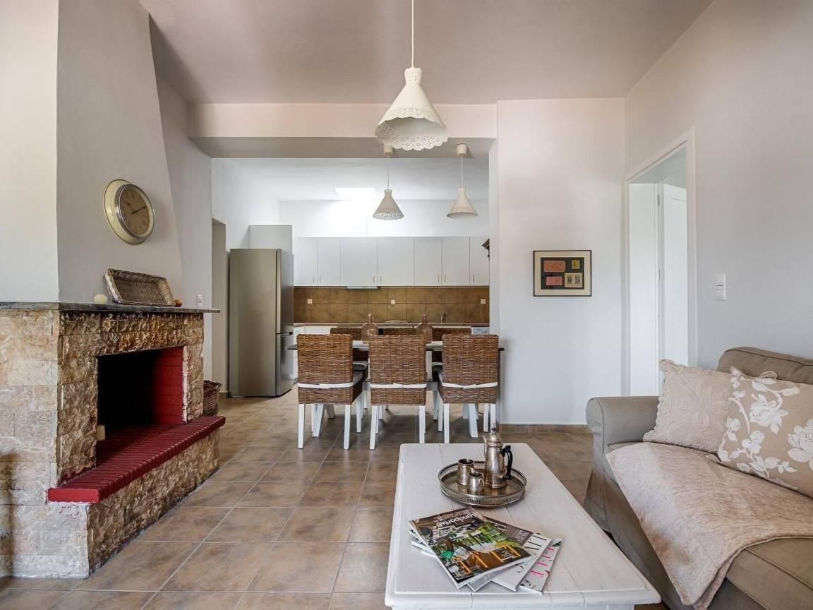 200 M² House ∙ 2 Bedrooms ∙ 4 Guests - Lindos