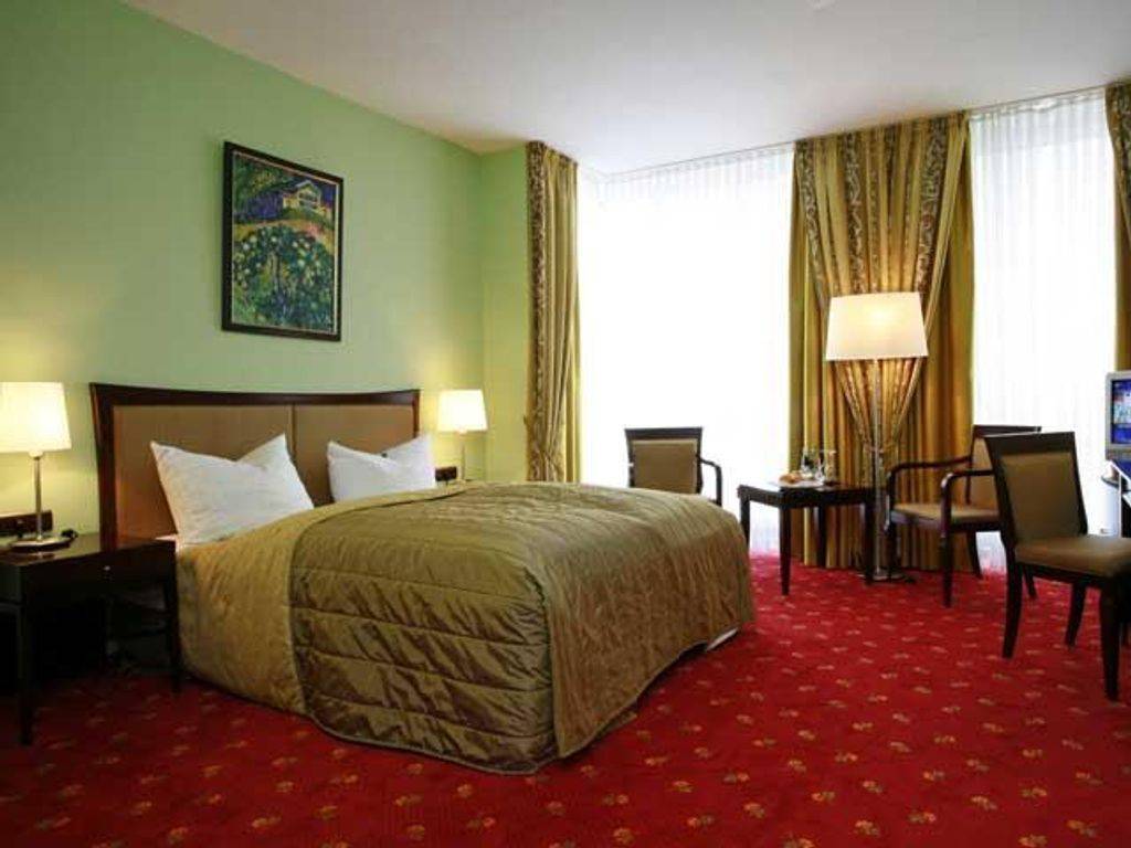Hotel ∙ 1 Habitación ∙ 3 Huéspedes - Emden