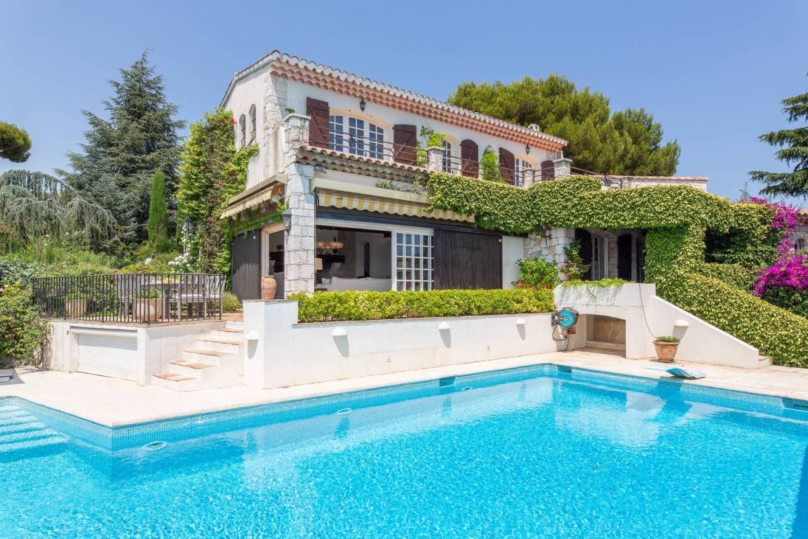 350 M² House ∙ 5 Bedrooms ∙ 10 Guests - Antibes