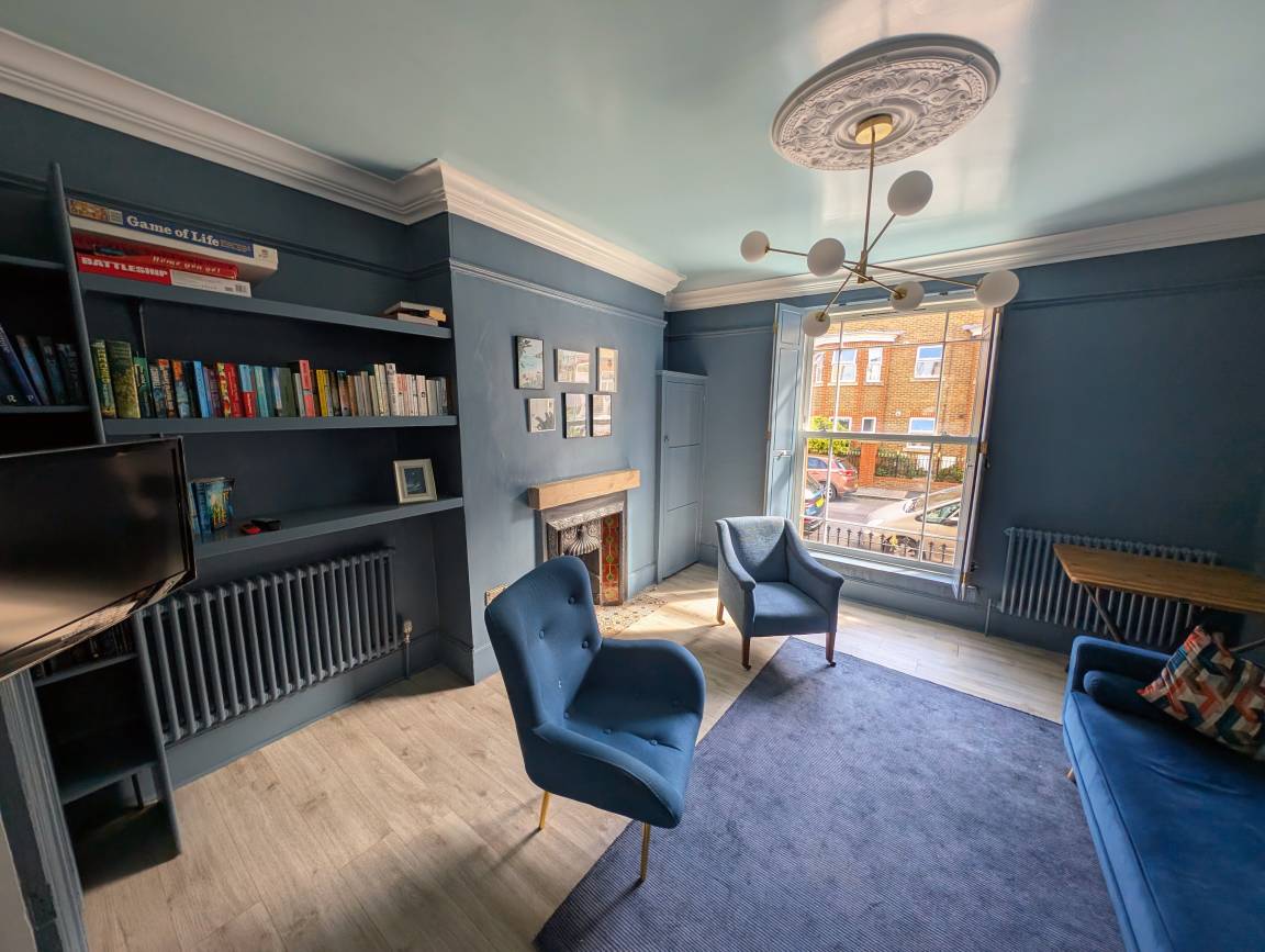 House ∙ 2 Bedrooms ∙ 4 Guests - Folkestone