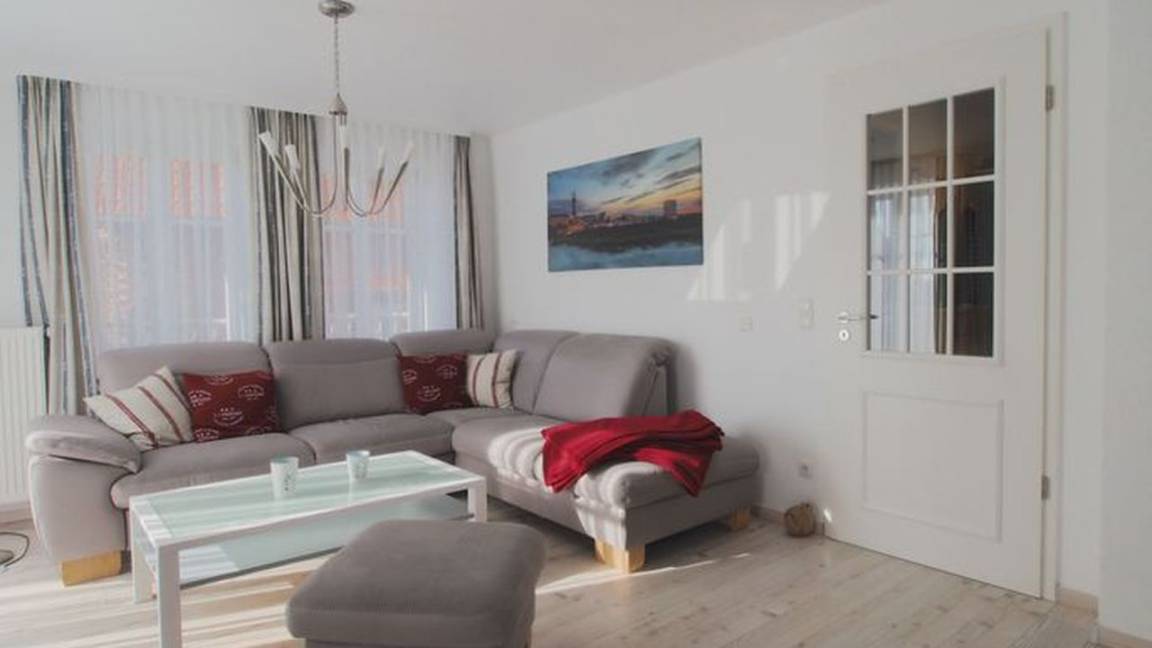 68 M² Ferienwohnung ∙ 2 Schlafzimmer ∙ 4 Gäste - Rostock