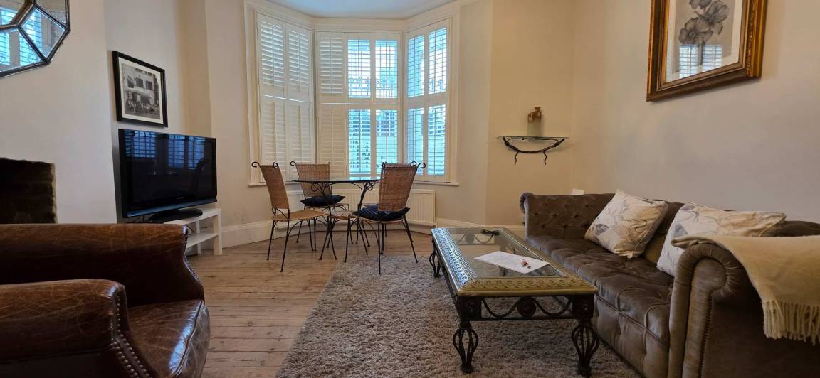 Apartment ∙ 2 Bedrooms ∙ 4 Guests - Chelsea