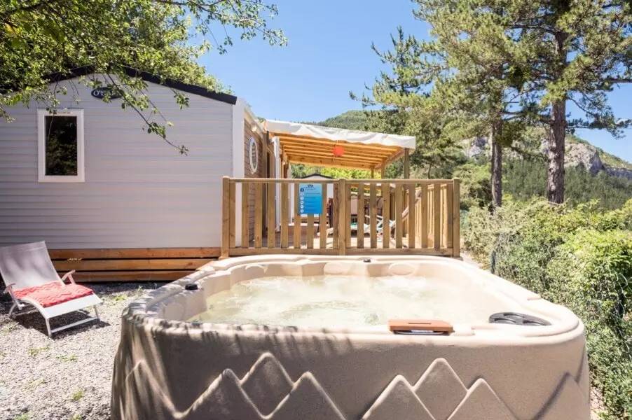 33 M² Mobil-home ∙ 3 Chambres ∙ 6 Personnes - Laragne-Montéglin