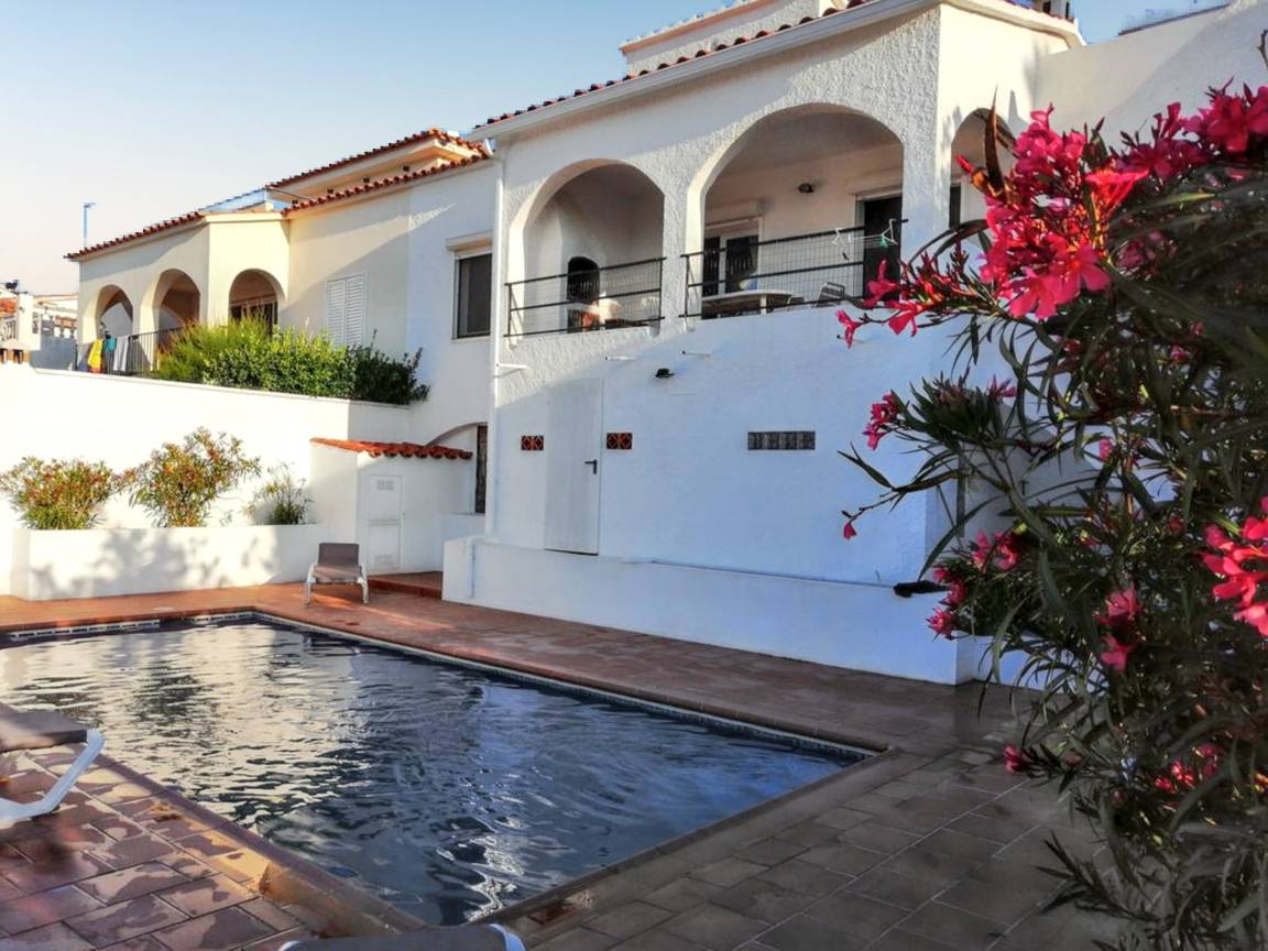80 M² Villa ∙ 2 Habitaciones ∙ 8 Huéspedes - L'Escala