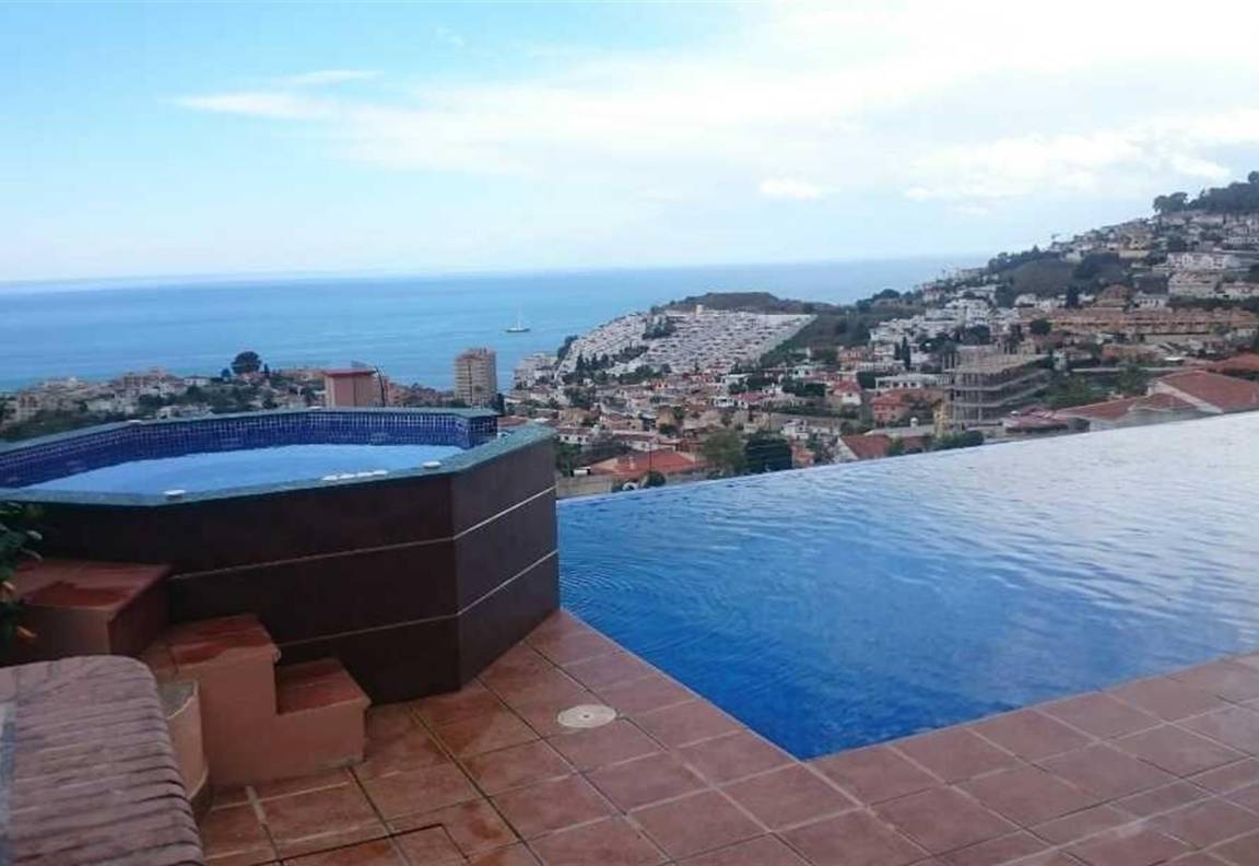 485 M² Villa ∙ 7 Schlafzimmer ∙ 15 Gäste - Almuñécar