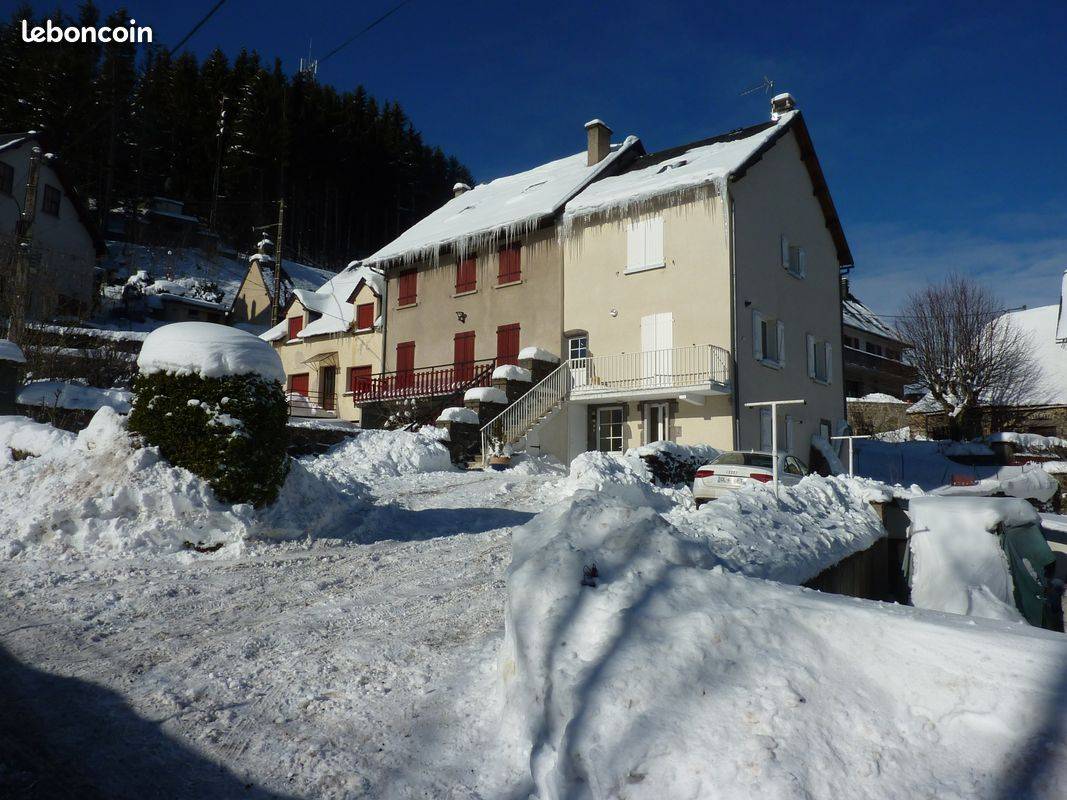 110 M² Appartement ∙ 3 Chambres ∙ 10 Personnes - Lac de Montcineyre