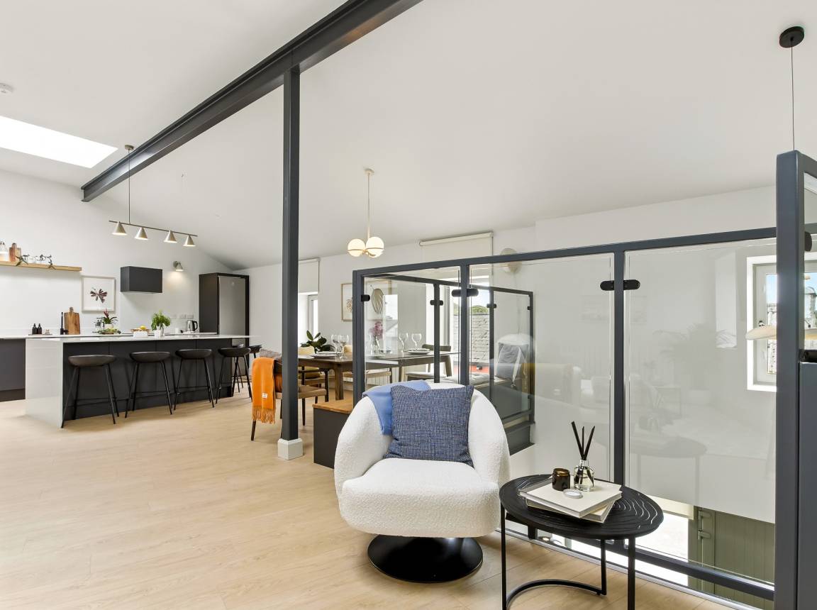 334 M² House ∙ 2 Bedrooms ∙ 4 Guests - Clifden