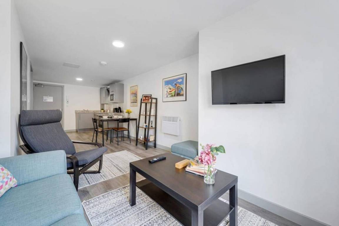 Apartment ∙ 1 Bedroom ∙ 3 Guests - Birkenhead