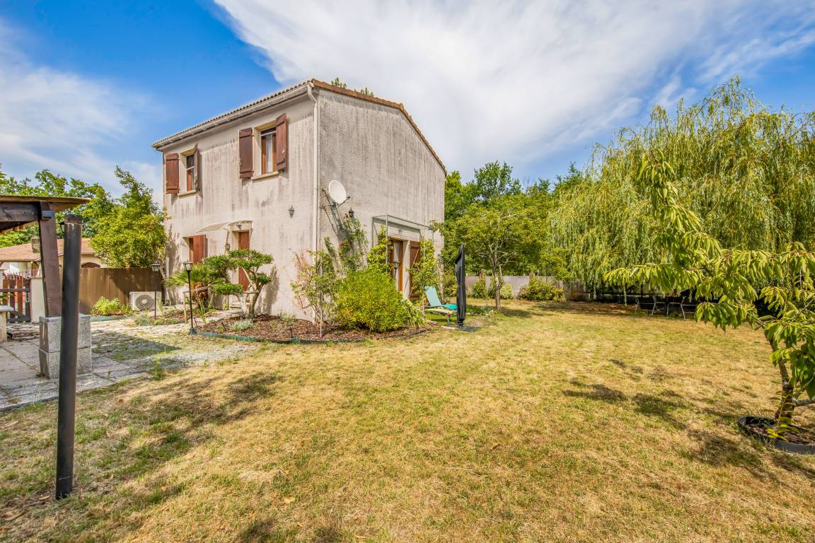 70 M² Maison De Vacances ∙ 3 Chambres ∙ 9 Personnes - Lac d'Hourtin