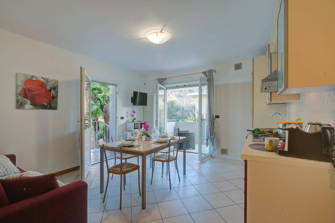 65 M² Appartamento Vacanza ∙ 2 Camere Da Letto ∙ 6 Ospiti - Nago-Torbole