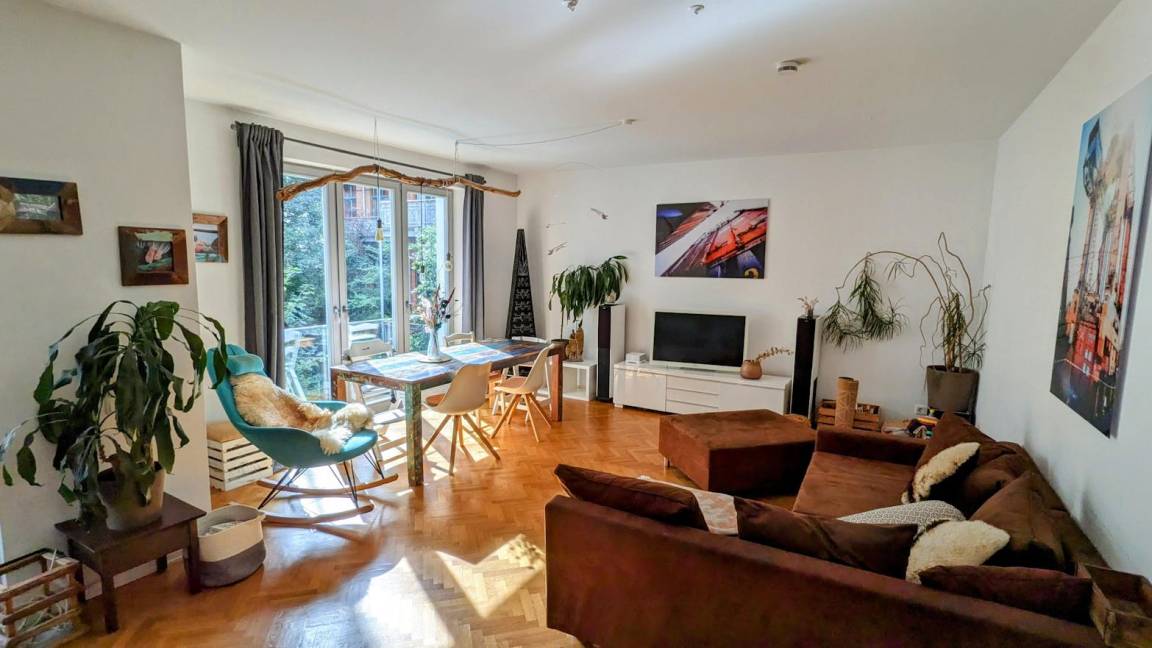 100 M² Apartment ∙ 2 Bedrooms ∙ 3 Guests - Hamburg