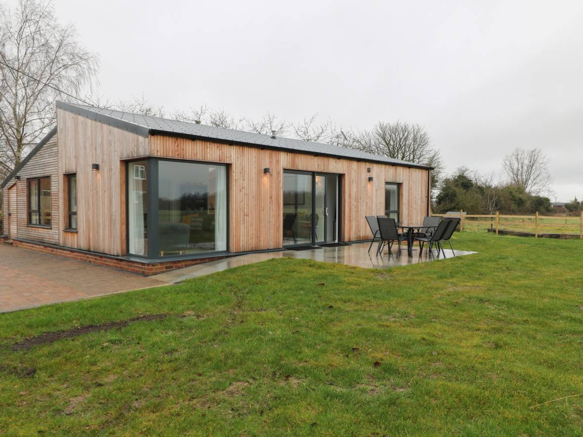 Cottage ∙ 3 Bedrooms ∙ 6 Guests - Devizes