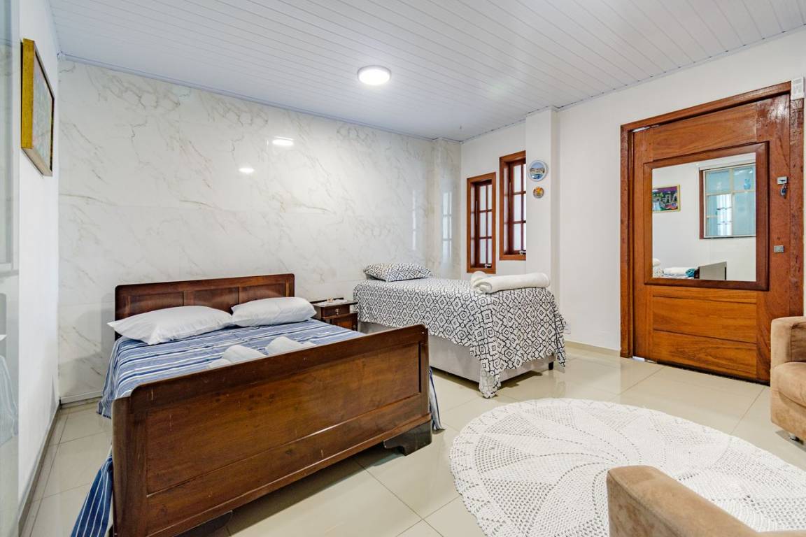 72 M² Casa ∙ 1 Quarto ∙ 3 Hóspedes - Florianópolis