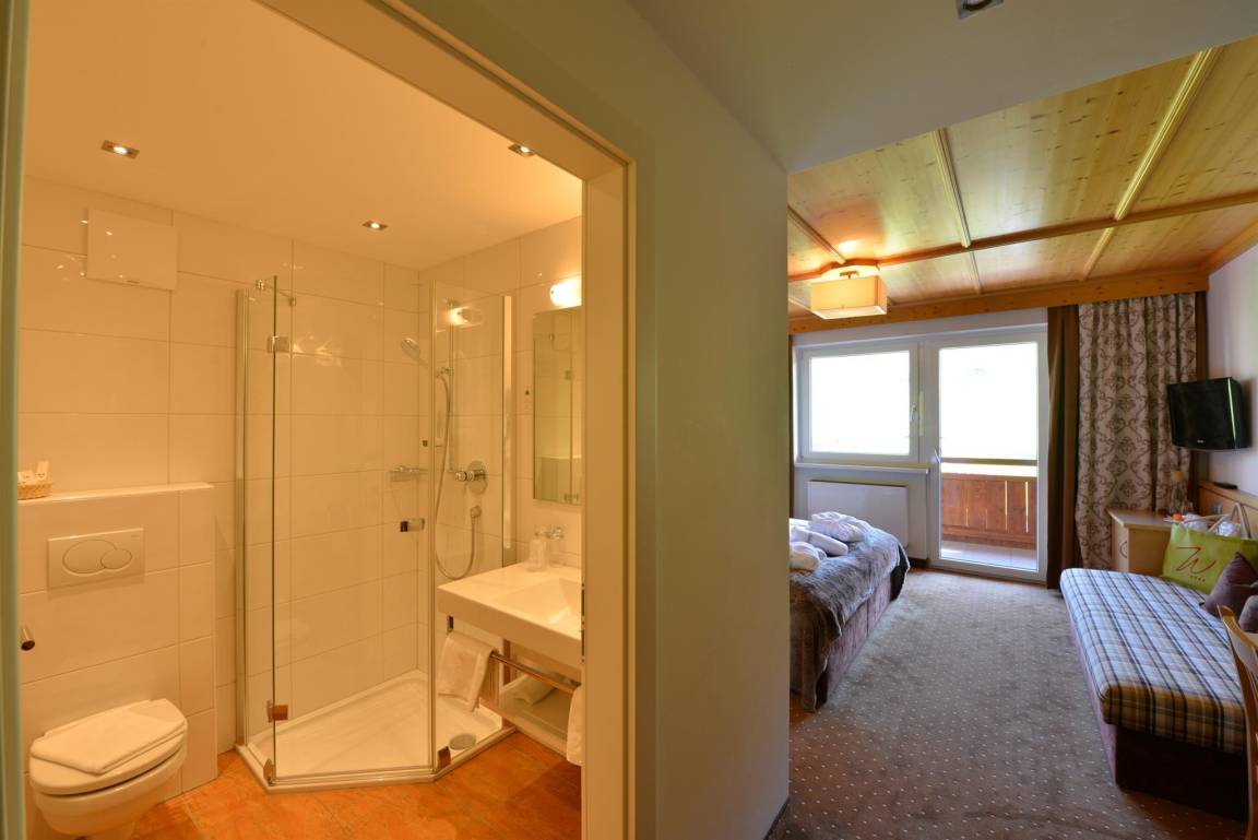 24 M² Hotel ∙ 1 Bedroom ∙ 3 Guests - Wörgl