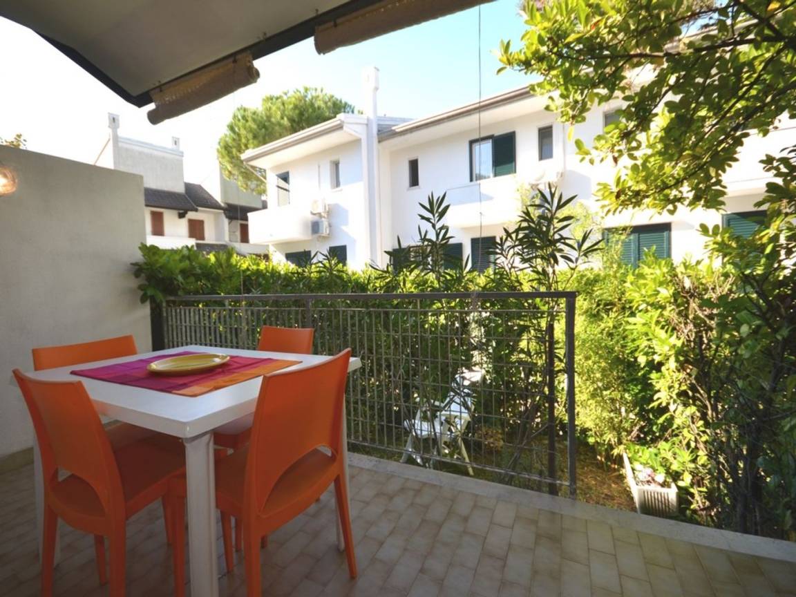 60 M² Ferienwohnung ∙ 3 Schlafzimmer ∙ 7 Gäste - Lignano Pineta